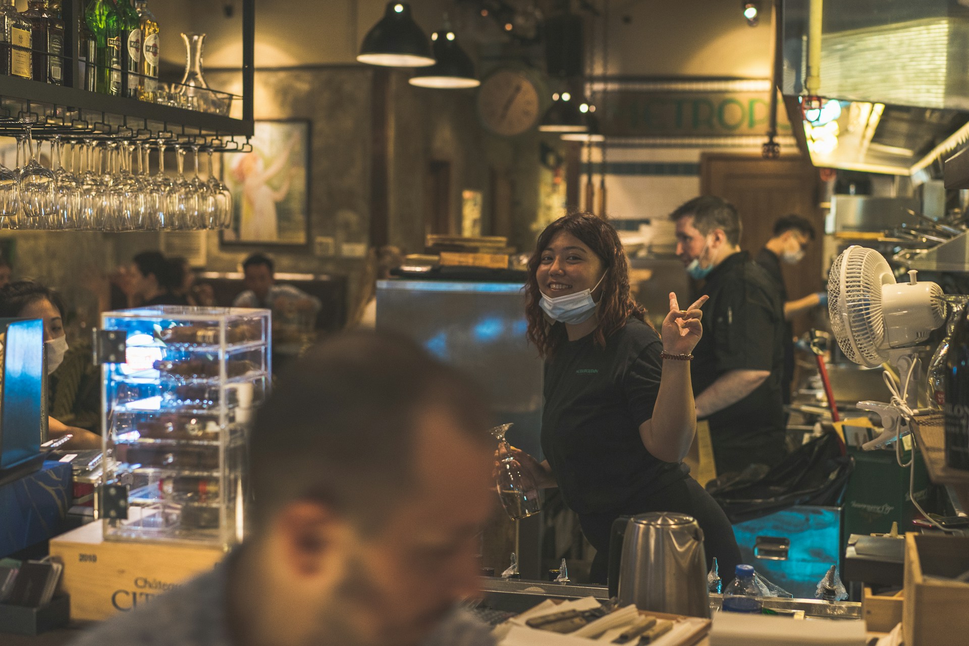 Creating a Dress Code Policy (+ Free Examples!)